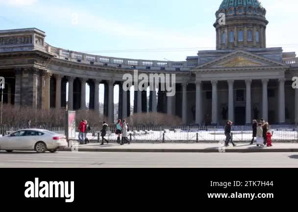Left wing art Stock Videos & Footage - HD and 4K Video Clips - Alamy