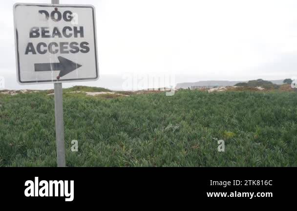Walk in access sign Stock Videos & Footage - HD and 4K Video Clips - Alamy
