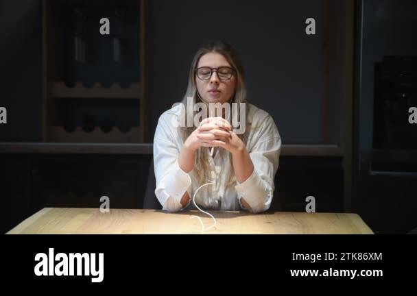 Woman boss superior Stock Videos & Footage - HD and 4K Video Clips - Alamy