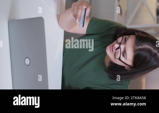 Digital bank credit card Stock Videos & Footage - HD and 4K Video Clips ...