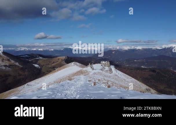 Della croce Stock Videos & Footage - HD and 4K Video Clips - Alamy