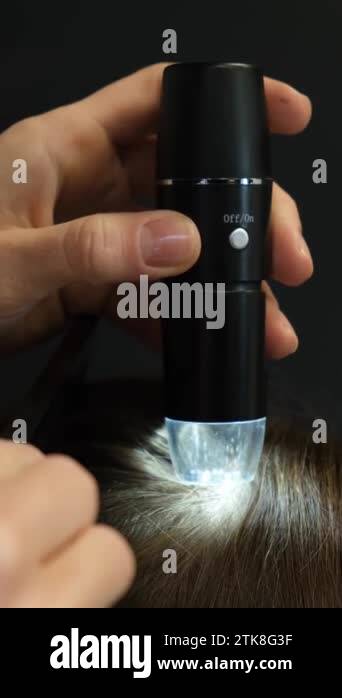 Close-up diagnostic complex for microscopic examination of hair and ...