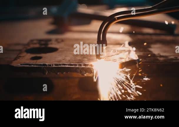 Oxy cutter Stock Videos & Footage - HD and 4K Video Clips - Alamy