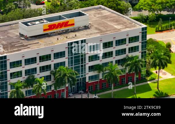 Dhl shipping container Stock Videos & Footage - HD and 4K Video Clips ...