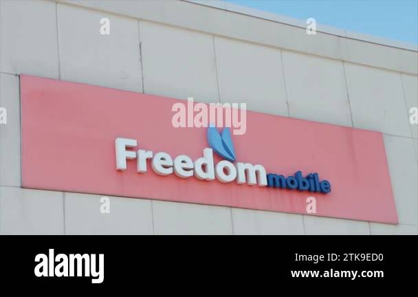 Mobile store front Stock Videos & Footage - HD and 4K Video Clips - Alamy