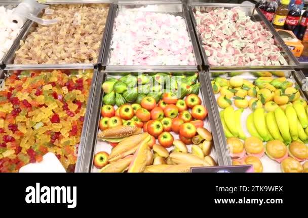 Snack dolci Stock Videos & Footage - HD and 4K Video Clips - Alamy