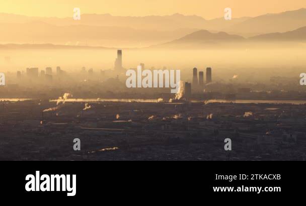 Poor city planning Stock Videos & Footage - HD and 4K Video Clips - Alamy