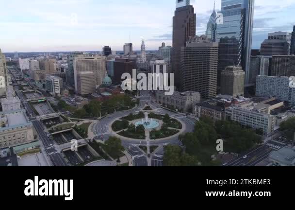 Beautiful Philadelphia Cityscape with City Hall, Logan Square Circle ...