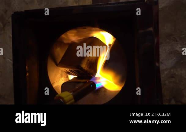 Smoke extraction Stock Videos & Footage - HD and 4K Video Clips - Alamy