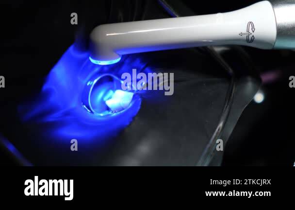 Sealing light Stock Videos & Footage - HD and 4K Video Clips - Alamy