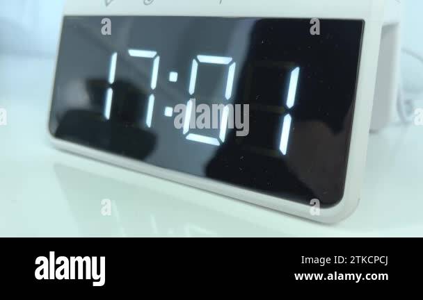 Digital clock number set. Electronic figures Blue digital clock and set ...