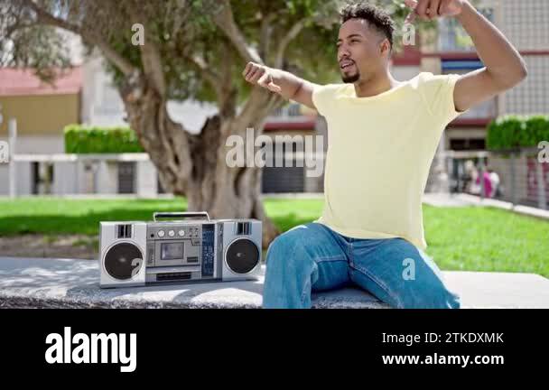 Boombox dancing Stock Videos & Footage - HD and 4K Video Clips - Alamy