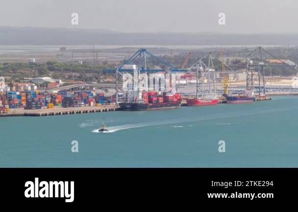 Container ships loading and unloading shipping containers Stock Videos ...