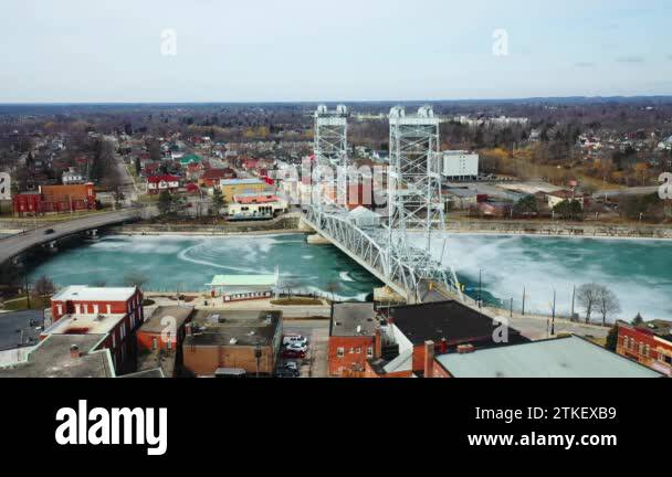 Welland canal bridge Stock Videos & Footage - HD and 4K Video Clips - Alamy