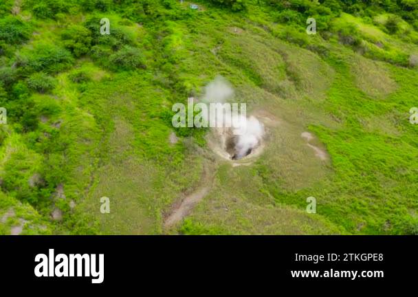Smallest volcano Stock Videos & Footage - HD and 4K Video Clips - Alamy