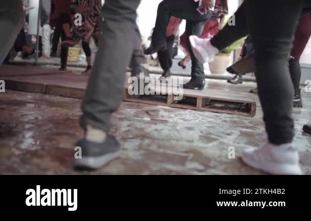 Traditional mexican dance group Stock Videos & Footage - HD and 4K ...