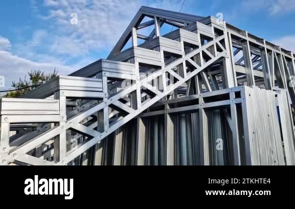 Lightweight steel thin-walled structures. Frames for warehouses ...