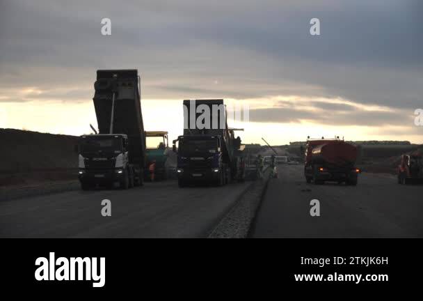 Large tipper Stock Videos & Footage - HD and 4K Video Clips - Alamy