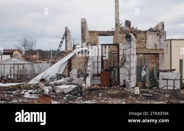 Explosion building damage aftermath Stock Videos & Footage - HD and 4K ...