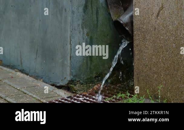 Rainwater down pipe Stock Videos & Footage - HD and 4K Video Clips - Alamy
