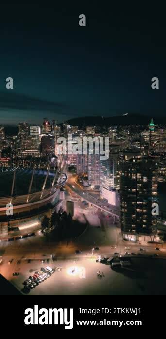 Central vertical line Stock Videos & Footage - HD and 4K Video Clips ...