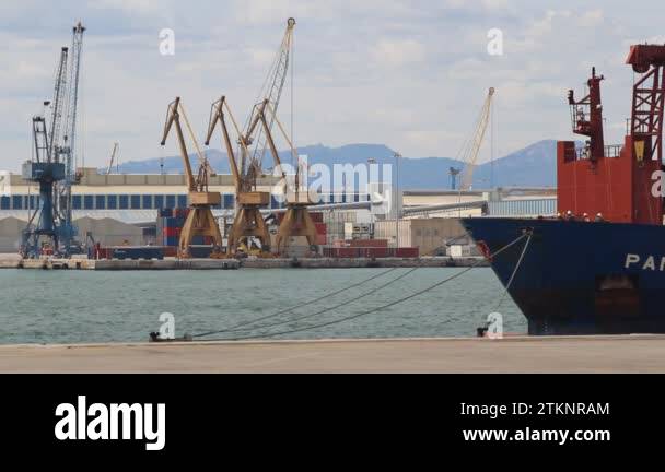 Harbor transport Stock Videos & Footage - HD and 4K Video Clips - Alamy
