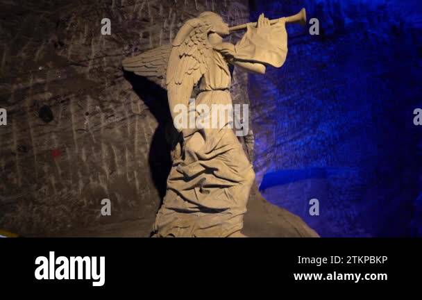 Clarion trumpet Stock Videos & Footage - HD and 4K Video Clips - Alamy