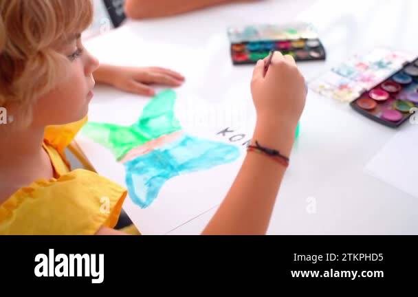 Draw color paint school Stock Videos & Footage - HD and 4K Video Clips ...