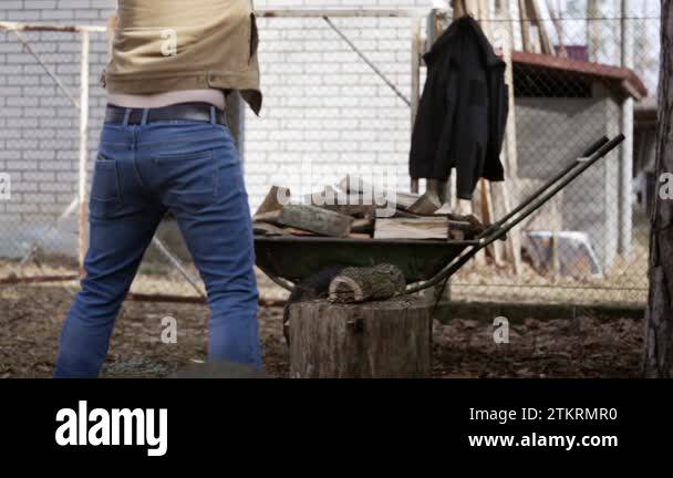 Cleaver house Stock Videos & Footage - HD and 4K Video Clips - Alamy