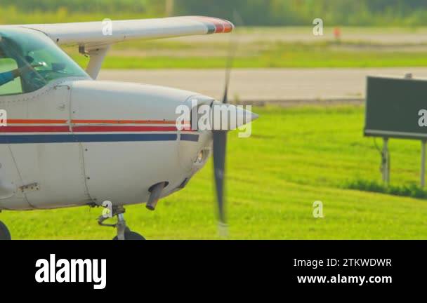 Flying pilot lessons and flight training for recreational pilot permit ...