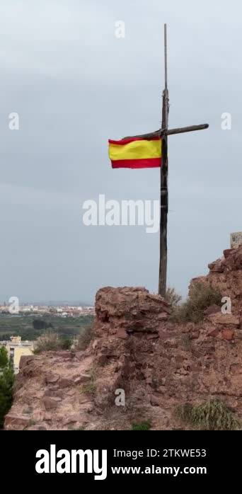 Spanish flag pole Stock Videos & Footage - HD and 4K Video Clips - Alamy