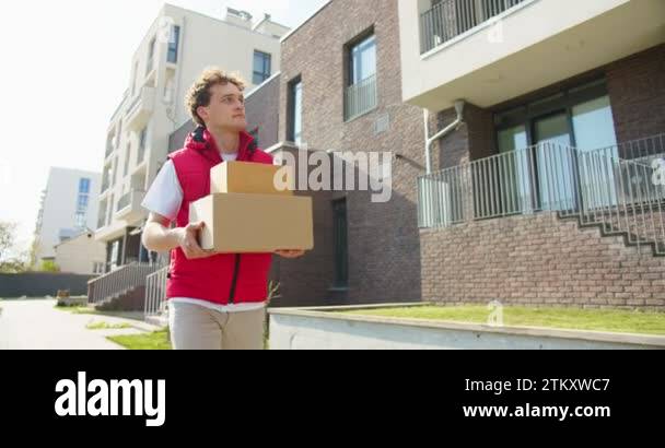 Grocery delivery boy Stock Videos & Footage - HD and 4K Video Clips - Alamy