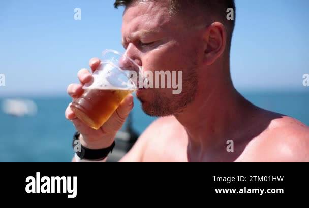 Thirst rest Stock Videos & Footage - HD and 4K Video Clips - Alamy