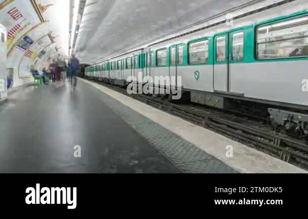 Paris Metro platform timelapse. Trains trains arrive and leave from ...