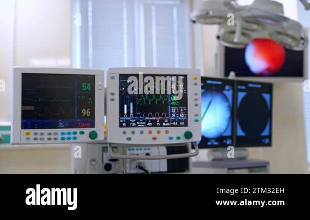 Artificial lung ventilation monitor in the intensive care unit ...