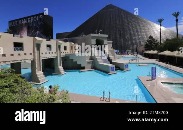 Pyramid shaped hotel Stock Videos & Footage - HD and 4K Video Clips - Alamy