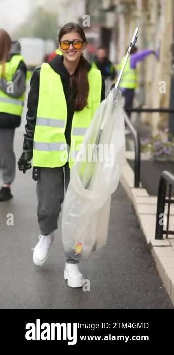 Public space litter Stock Videos & Footage - HD and 4K Video Clips - Alamy