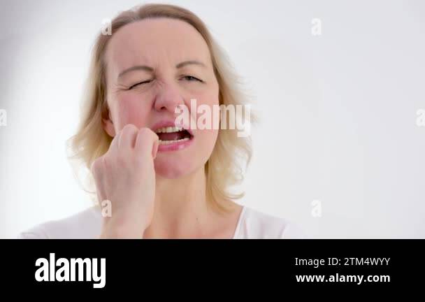 psychosomatics unwillingness to speak sore throat lump in throat ...
