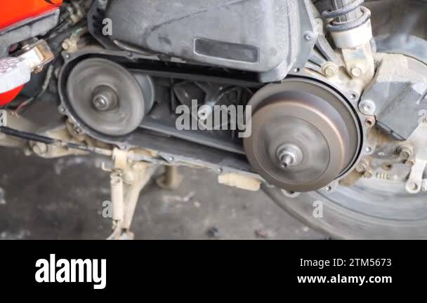 Torque driver Stock Videos & Footage - HD and 4K Video Clips - Alamy