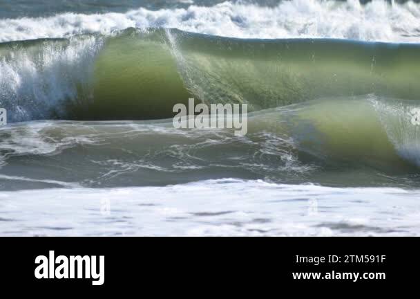 Ocean surf on beach Stock Videos & Footage - HD and 4K Video Clips - Alamy