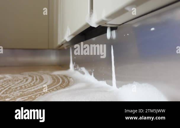 Spilled water from dish Stock Videos & Footage - HD and 4K Video Clips ...
