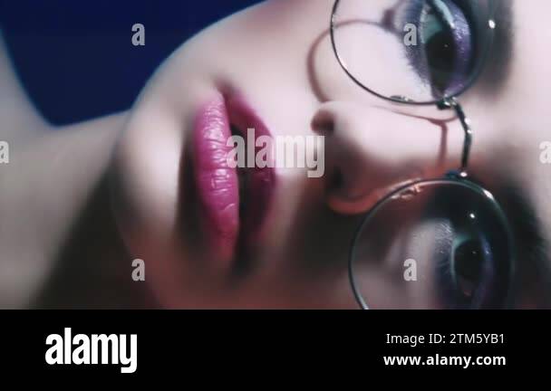 90s face Stock Videos & Footage - HD and 4K Video Clips - Alamy