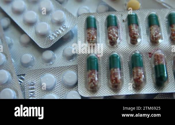 Tablets capsule capsules Stock Videos & Footage - HD and 4K Video Clips ...