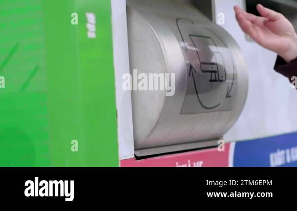 Garbage symbol Stock Videos & Footage - HD and 4K Video Clips - Alamy