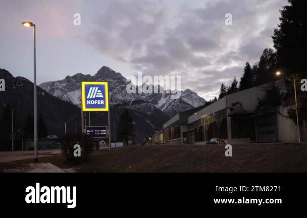 Hofer Stock Videos & Footage - HD and 4K Video Clips - Alamy