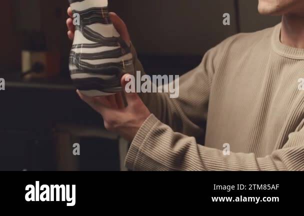 Fragile vase Stock Videos & Footage - HD and 4K Video Clips - Alamy