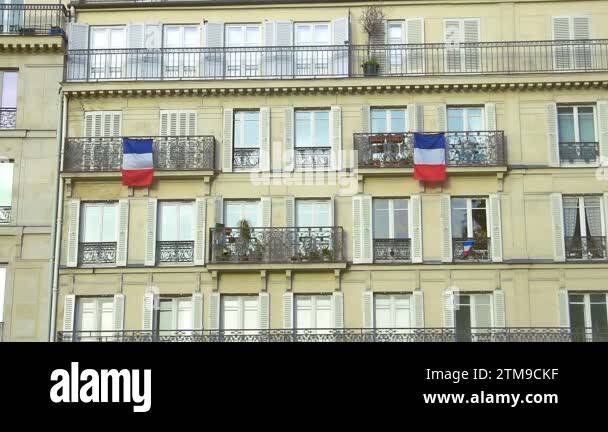 Flags on architecture Stock Videos & Footage - HD and 4K Video Clips ...