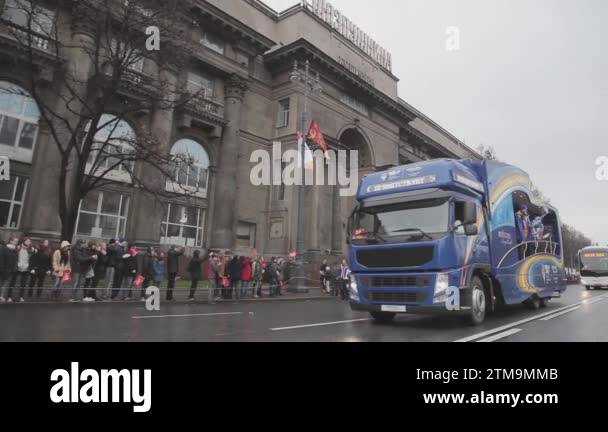 Olympic bus Stock Videos & Footage - HD and 4K Video Clips - Alamy