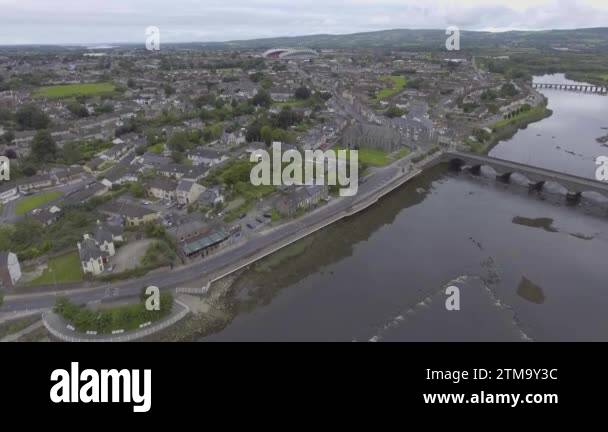 Limerick skyline Stock Videos & Footage - HD and 4K Video Clips - Alamy