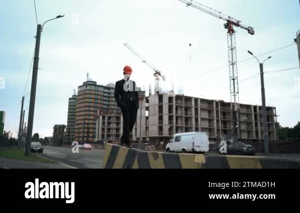 Beam alignment Stock Videos & Footage - HD and 4K Video Clips - Alamy